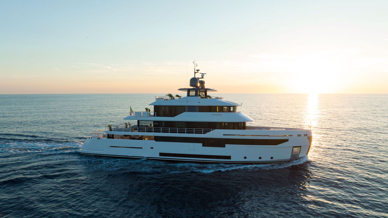 Benetti launches first 37m Benetti B.Yond